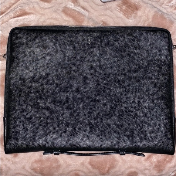 Seraphine | Bags | Serapian Laptopipad Leather Case Purse | Poshmark